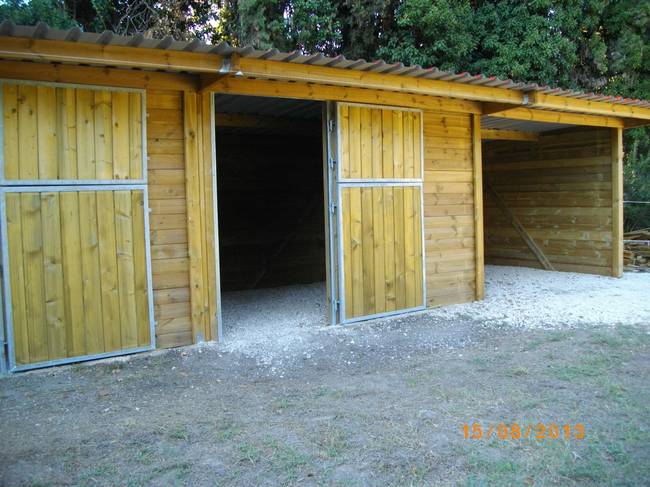 Boxes-caballos.es: el experto de los boxes y cobertizos para caballos